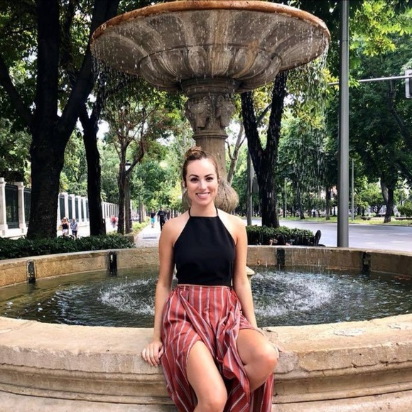 Candace's Closet (@_candace_k) | Poshmark